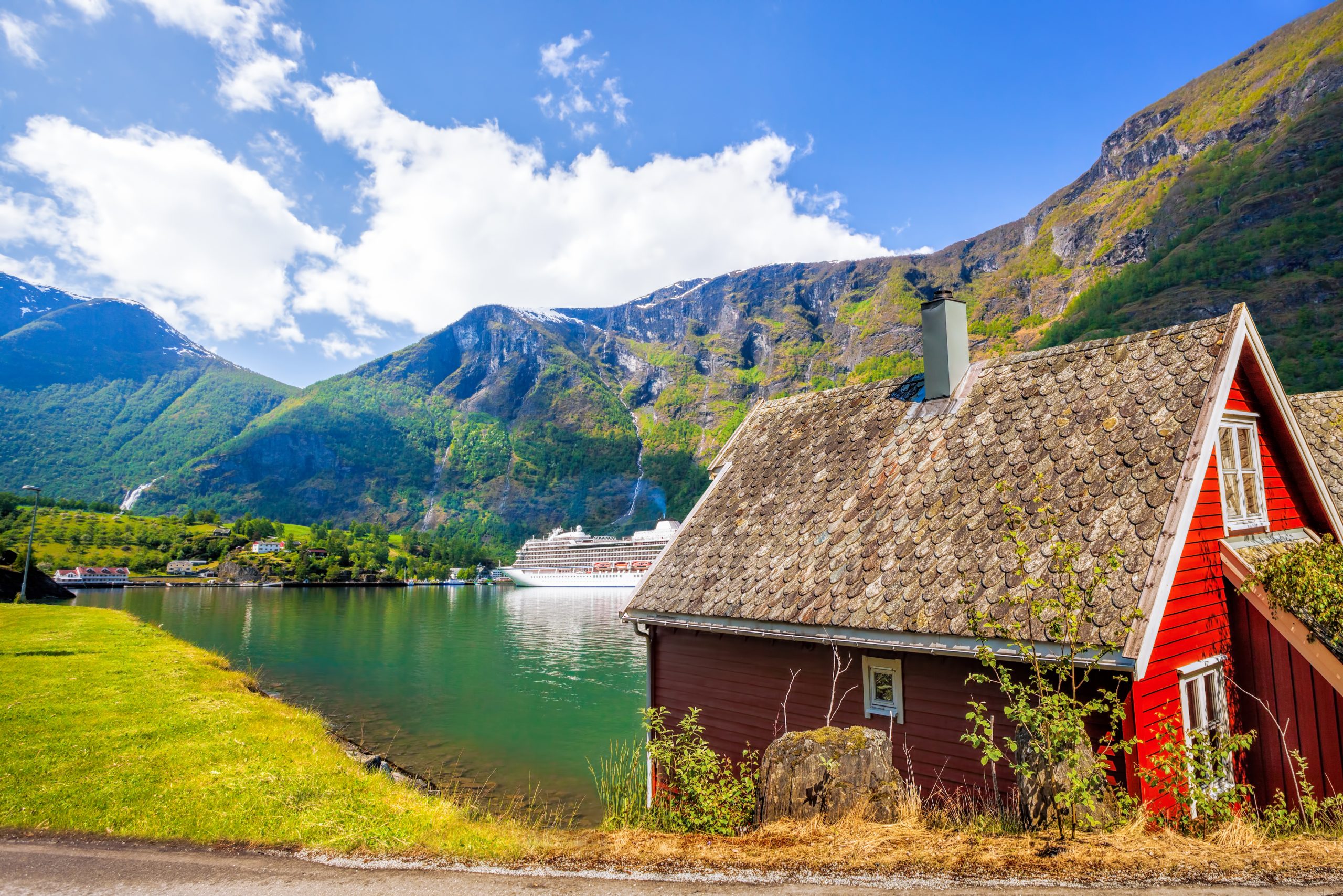 Highlights of the nordic - 13 days tour - Kompas Nordic DMC